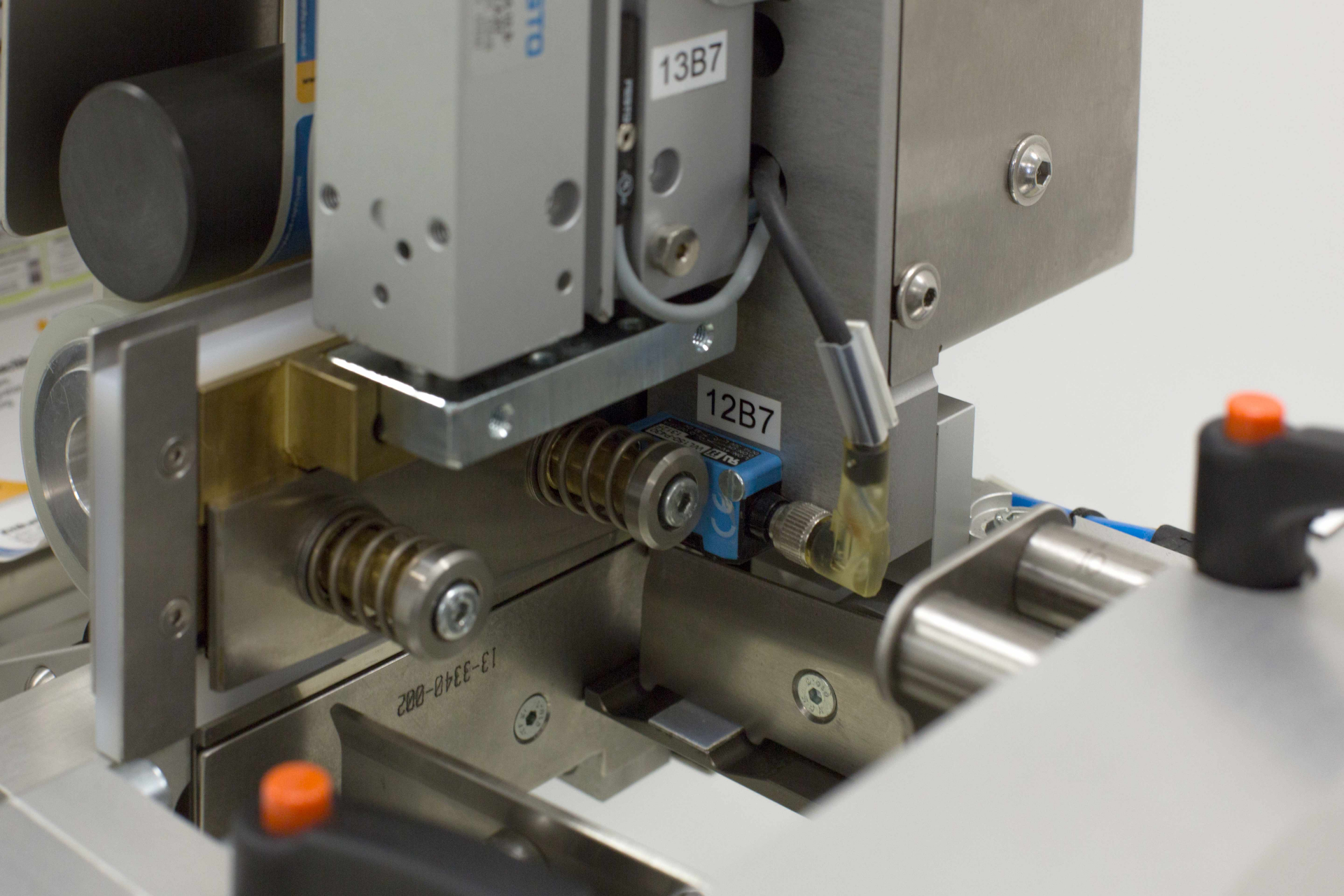 Label Cutter | Rontech